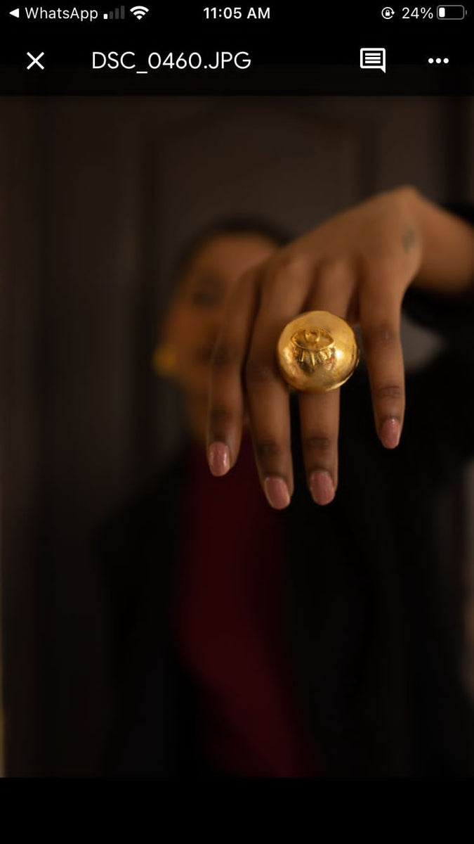 Golden Eye Ring – Simran Chhabra